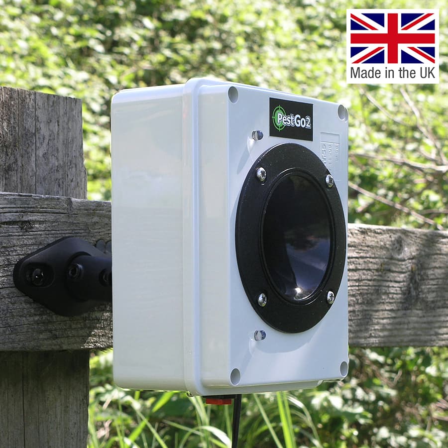 Fox & Badger Repeller MP1F - PestGo2